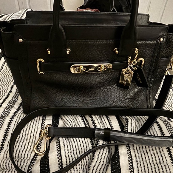 Coach | Bags | Authentic Coach Black Swagger Purse | Poshmark